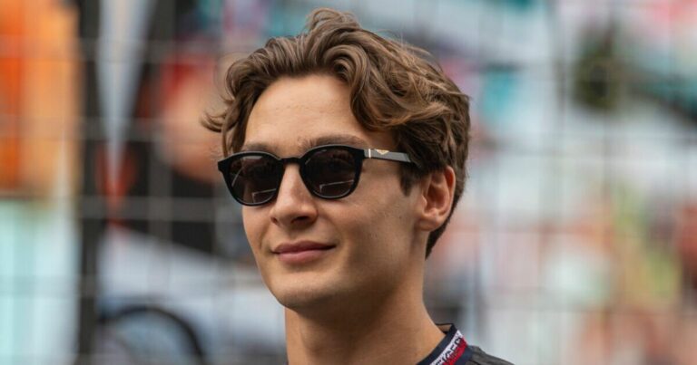 George Russell envoie un message clair en six mots à Toto Wolff ...