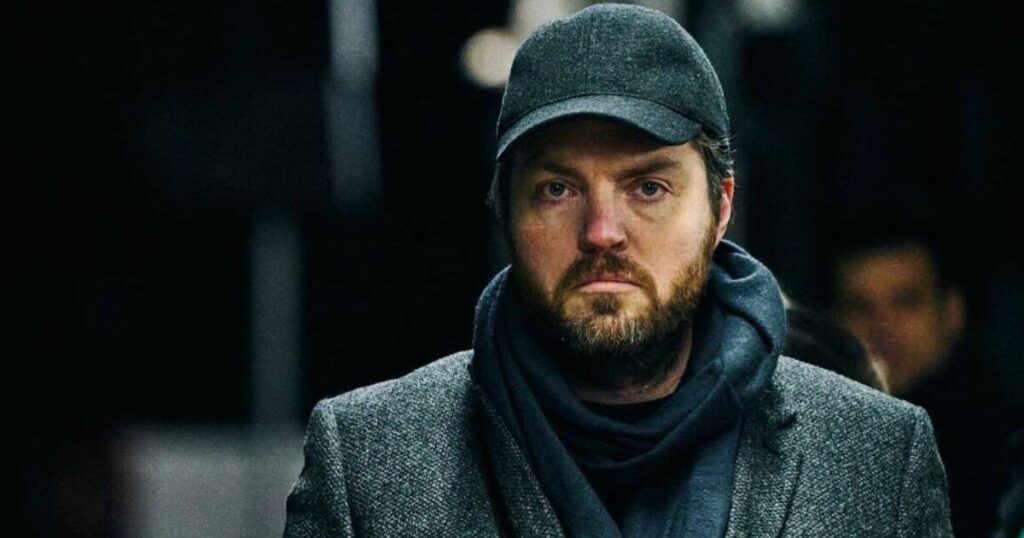 La vie de la star de BBC Strike, Tom Burke, de l'opération au lien ...