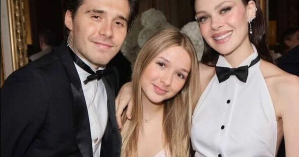 Harper Beckham brise le silence après le message explosif de Brooklyn ...